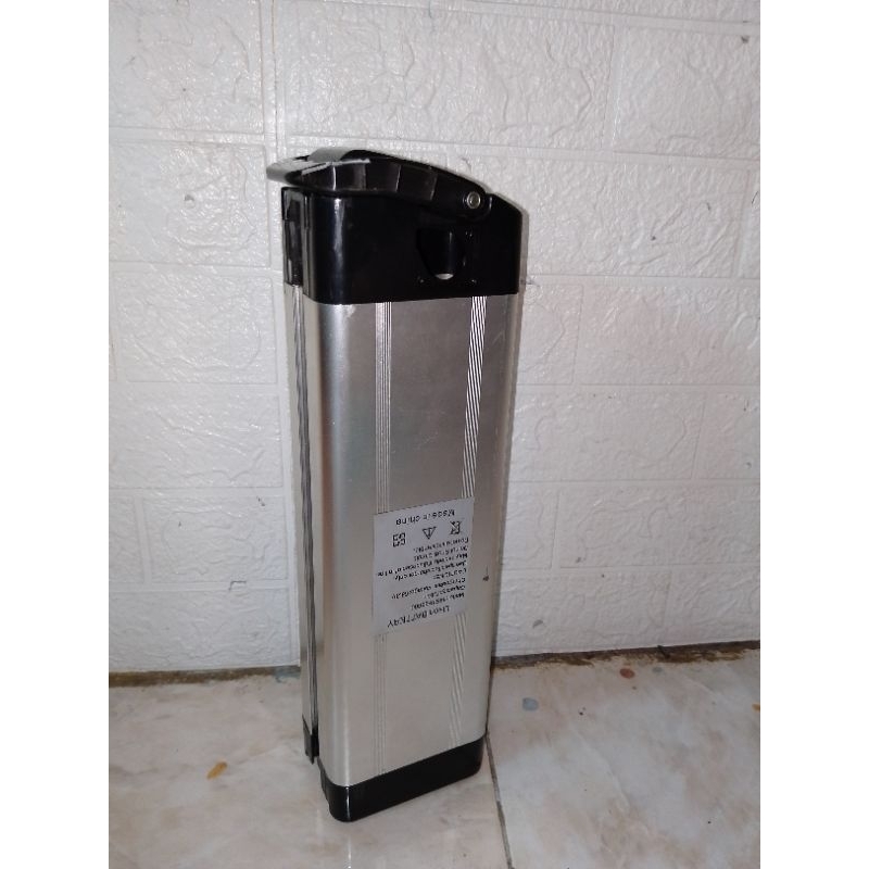 Jual KOTAK BATERAI LITHIUM SEPEDA LISTRIK SELIS IOI BISA DIGUNAKAN ...