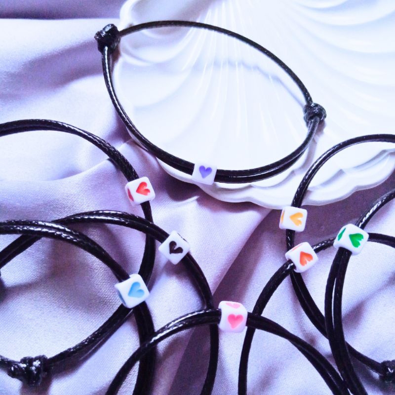 Jual ( Beerrysaa ) Gelang LOVE kotak dadu warna HITAM, PINK, BIRU, UNGU ...