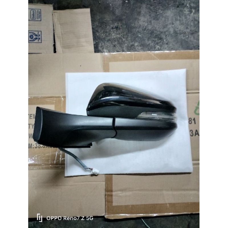 Jual Spion Toyota Innova zenix kiri atau kanan satuan 2022-2023 type G ...