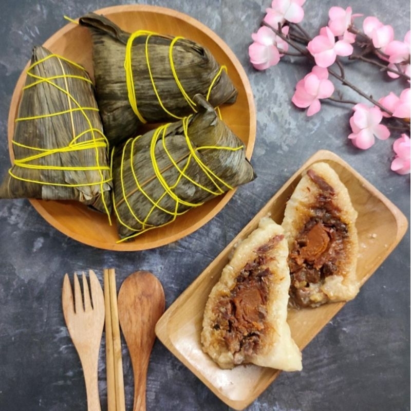 Jual Bakcang / Bacang Babi JUMBO Spesial | Shopee Indonesia