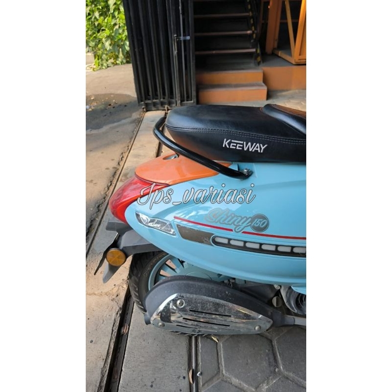 Jual behel custom benelli shiny model vespa begel keeway shiny 150 new ...