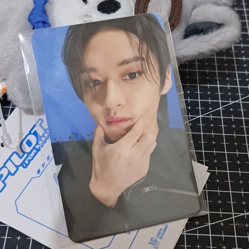 Jual [r.s] skz stray kids | fm pilot merch | skzoo 10cm wolfchan ...