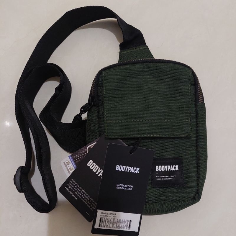 Jual Bodypack Tas Kecil poacher travel pouch Original | Shopee Indonesia