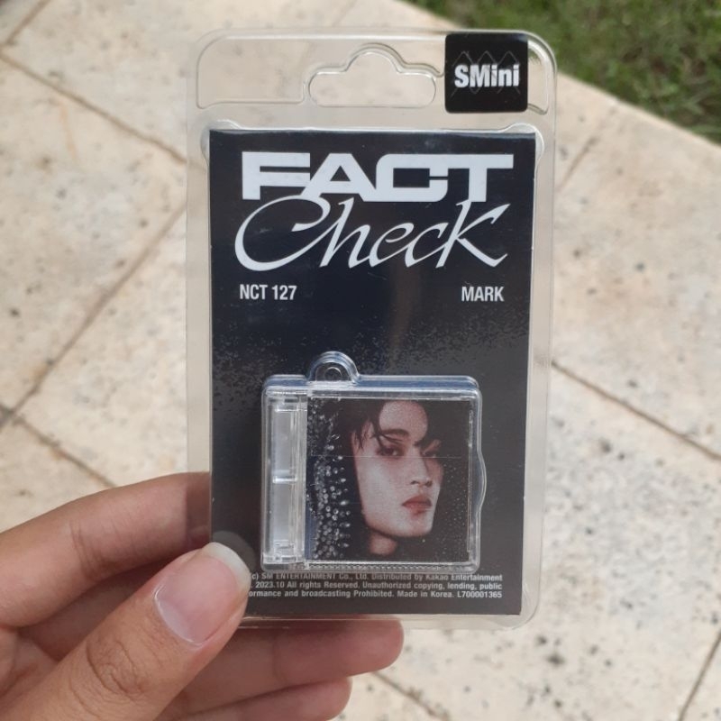 Jual SMini Fact Check MARK Ver. (SEALED) | Shopee Indonesia Jual SMini Fact Check MARK Ver. (SEALED) | Shopee Indonesia