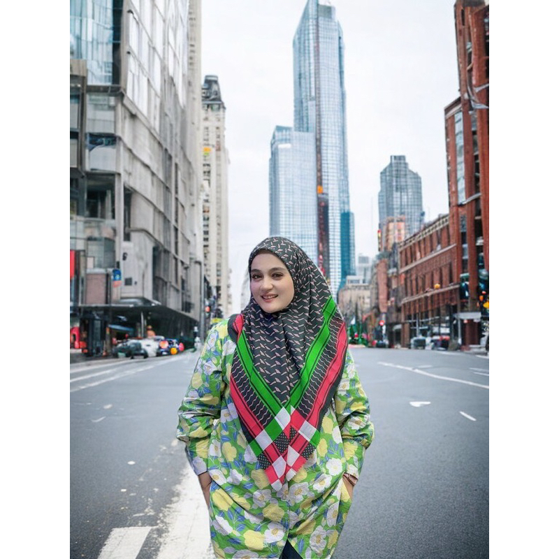 Jual hijab palestine kerudung Palestina Black series bola 02 | Shopee ...