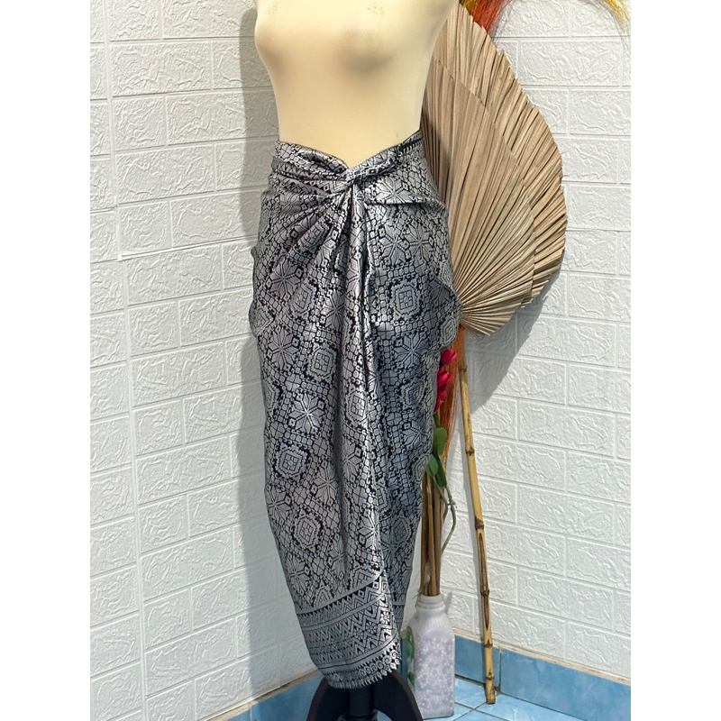 Jual Jual Kain Songket tenun kuat kaku tebal & Rok lilit Songket ...