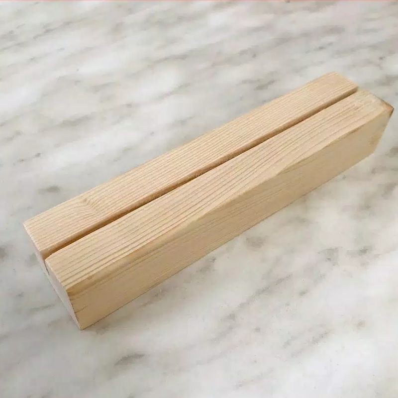 Jual Stand kayu acrylic (wooden stand) | Shopee Indonesia