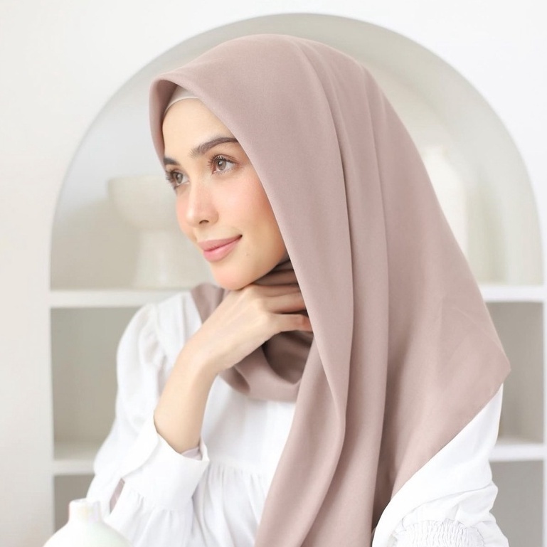 Jual [ COD ] Bella Square 50 Warna Hijab Segiempat Premium Anti Letoy | Shopee Indonesia