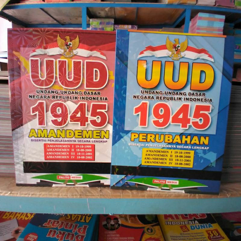 Jual UUD 1945 PERUBAHAN AMANDEMEN DAN UUD 1945 GBHN | Shopee Indonesia
