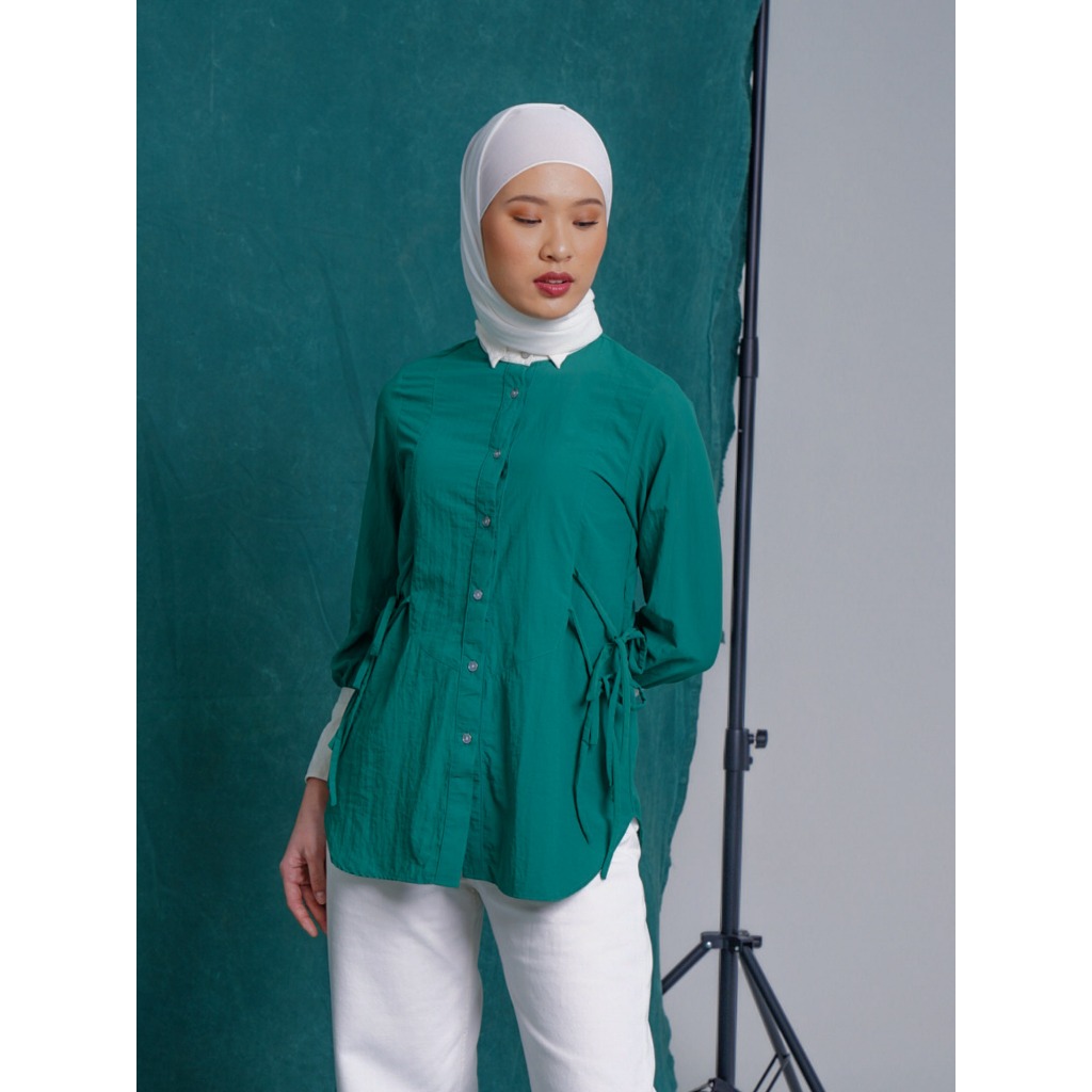 Jual Aleza - Atasan Kemeja Wanita Alana Shirt Green | Shopee Indonesia