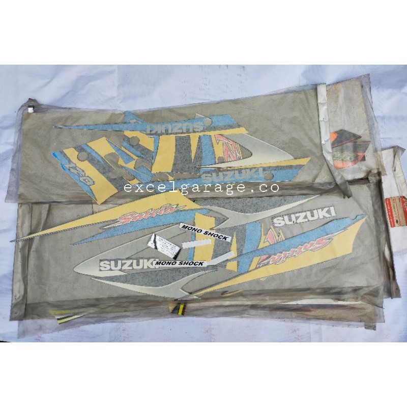 Jual Stiker list striping satria hiu lscm malaysia Hitam Kuning Putih ...