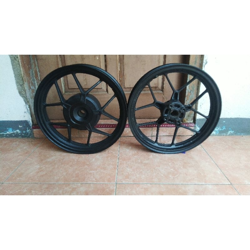 Jual velg racing vario 125 150 led/velg vario 125 led original/velg ...
