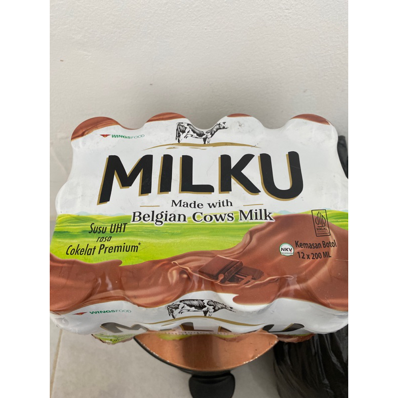 Jual Susu Milku Coklat/Strawberry 200ml 1 Pack isi 12 Botol | Shopee ...