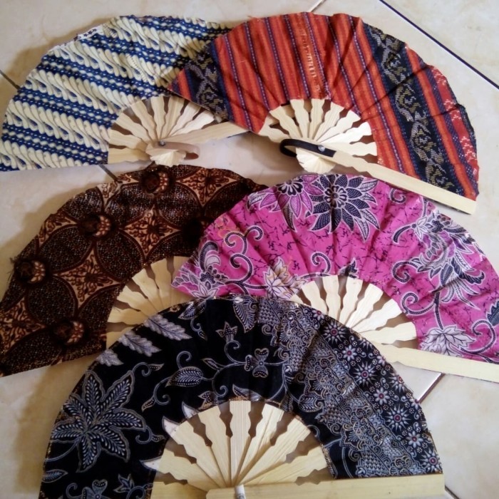 Jual Kipas Lipat Bahan Bambu Motif Batik | Shopee Indonesia