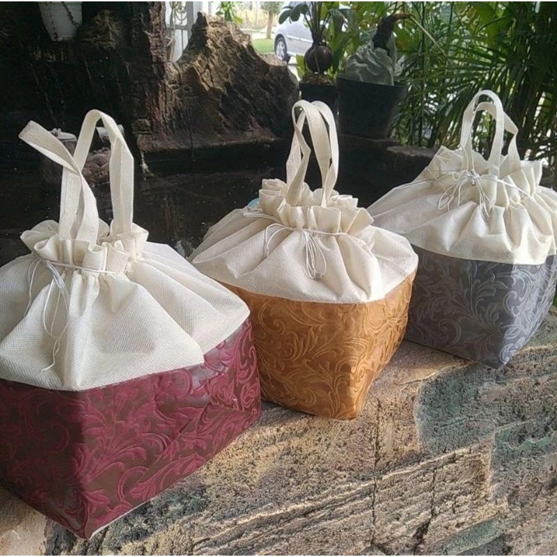 Jual tas hajatan embos elegan 22 harga per lusin isi 12 psc | Shopee ...