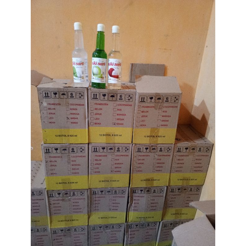 Jual sirup nikisari 1dus (12 botol) (kemasan botol PET 625 ml) | Shopee ...