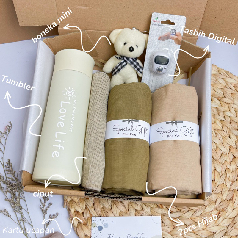 Jual HAMPERS HIJAB KADO GIFT BOX HADIAH KADO ULANG TAHUN CEWEK ...