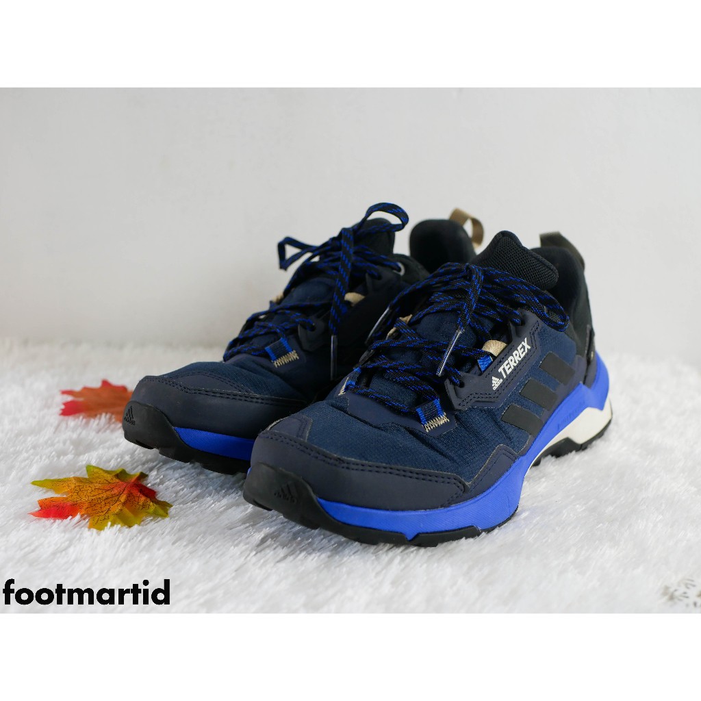 Jual Sepatu Gunung Outdoor Trekking Adidas Terrex AX4 GORE-TEX Hiking ...