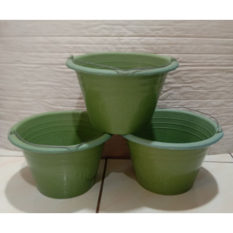 Jual Ember cor 14 ember bangunan adukan semen,pel ,Timba anti pecah | Shopee Indonesia