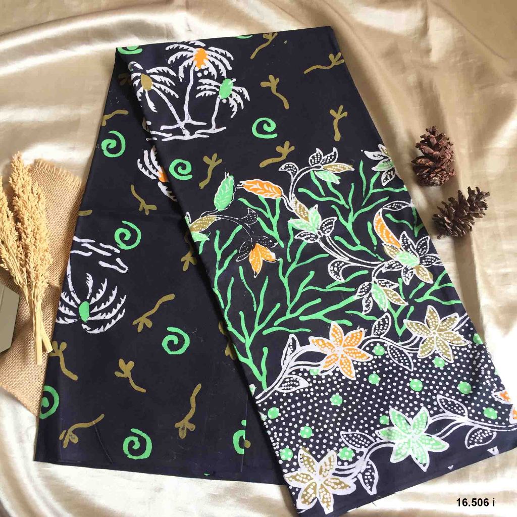 Jual Batik Tulis Asli Madura -Tumbuhan Dan Flora -Warna Hijau Dasaran ...