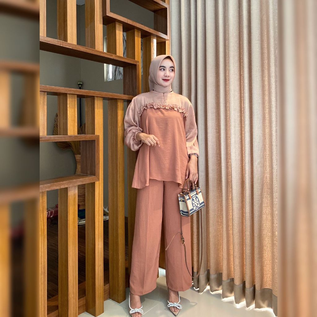 Jual SHANIA SET | SETELAN WANITA KEKINIAN |SETELAN WANITA COMBI TERBARU |SETCEL WANITA PREMIUM ...