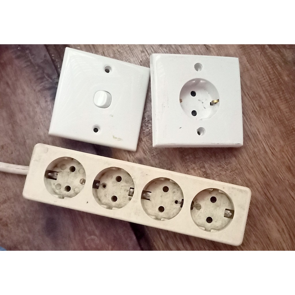Jual Steker Colokan Saklar Outbow dan Colokan isi 4 lobang | Shopee ...
