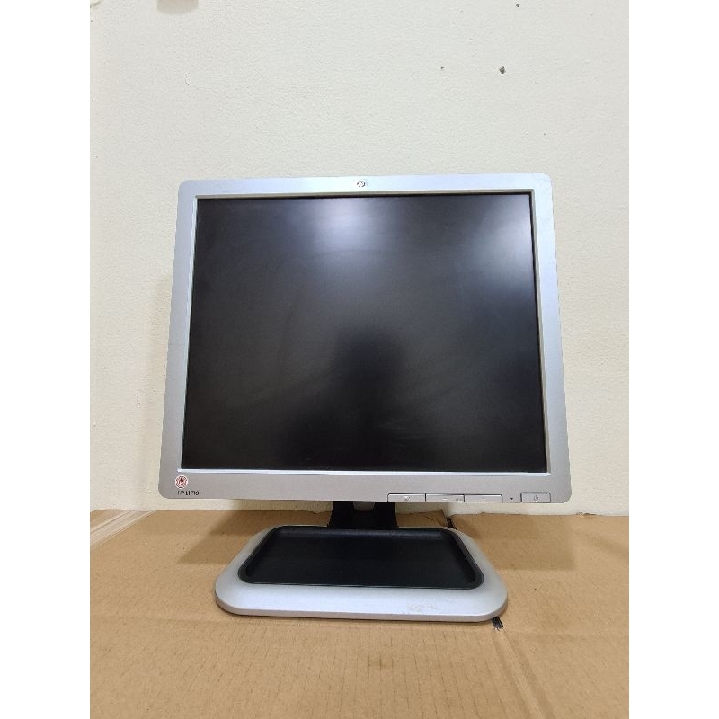 Jual Monitor hp 17 inc kotak like new dan normal | Shopee Indonesia