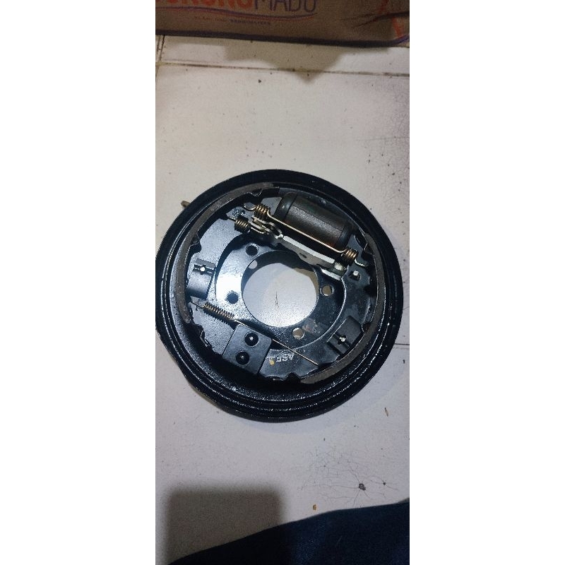 Jual paket rem belakang bajaj roda 3 TVS KING / KARGO / BOX / PICK UP ...