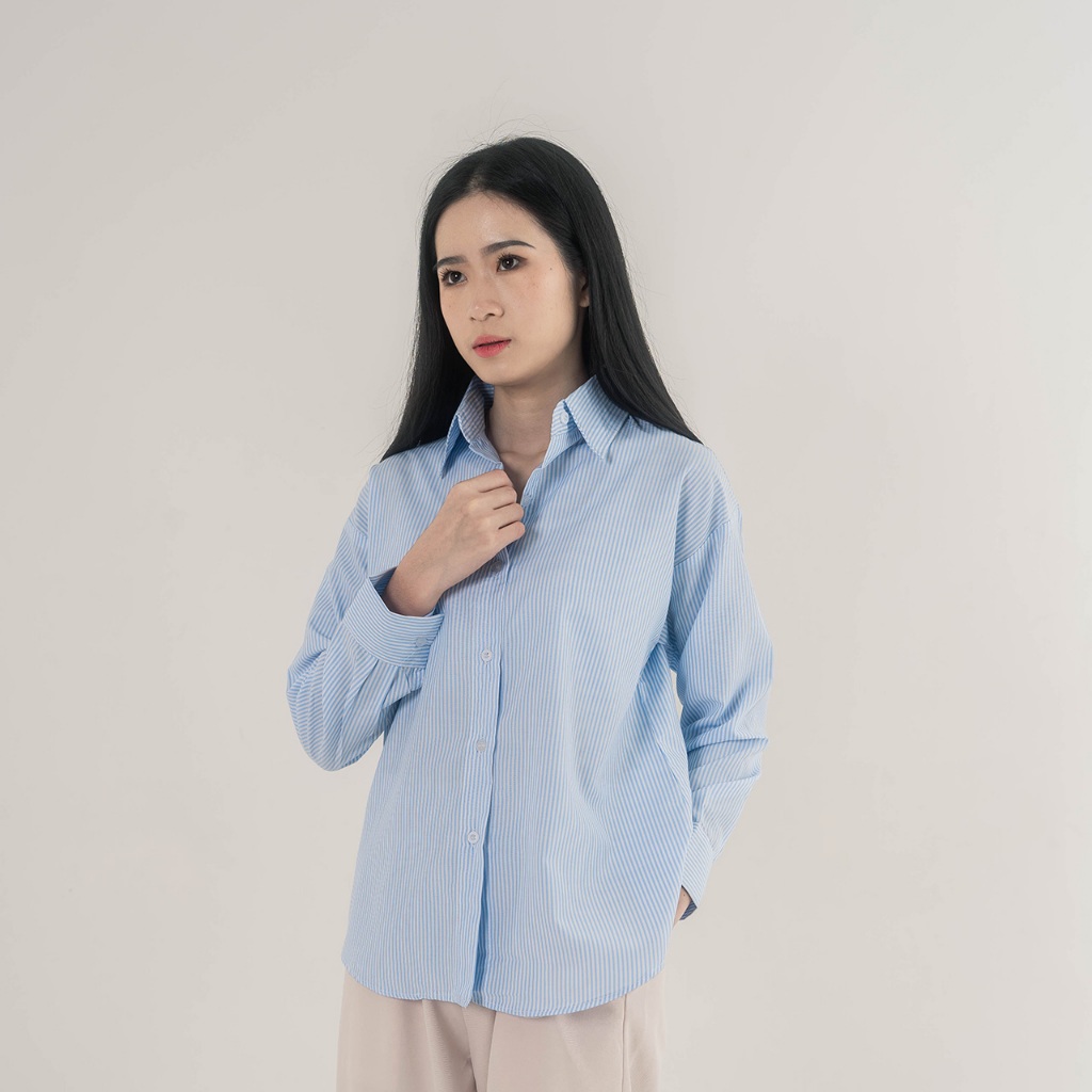 Jual Kemeja Salur Wanita | Hanni Striped Shirt | HULM | Shopee Indonesia