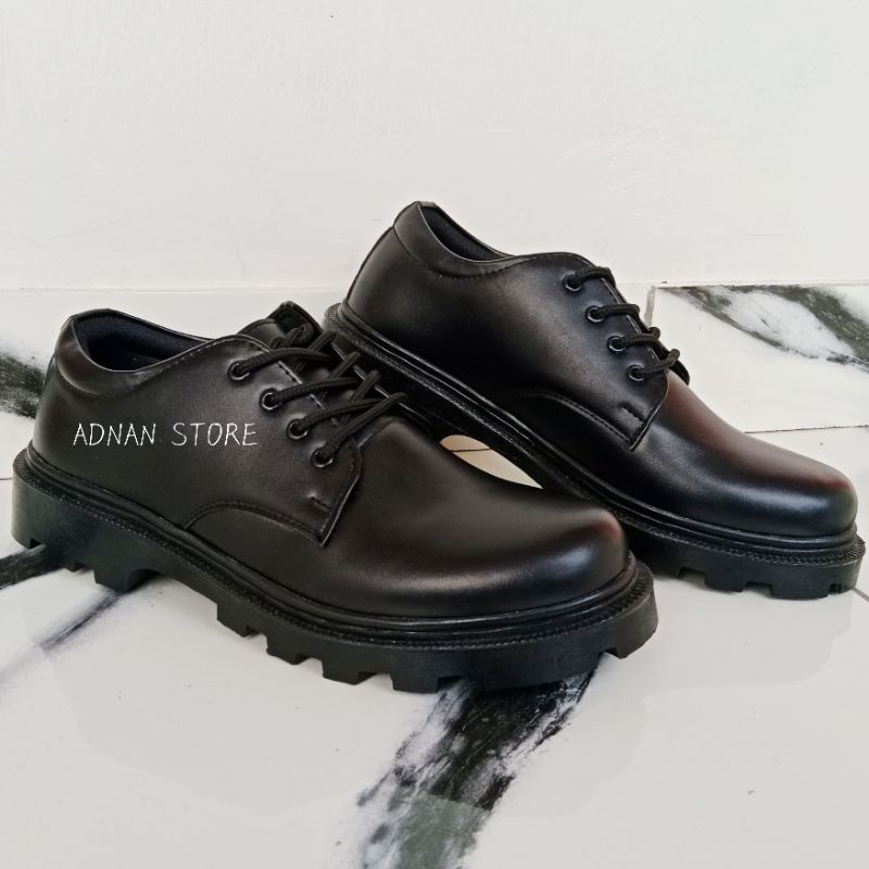 Jual Sepatu PDH Hitam TNI POLRI SECURITY PNS Dan Intansi Lain | Shopee ...