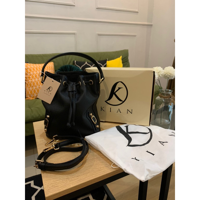 Jual KIAN BAG WARNA BLACK | Shopee Indonesia