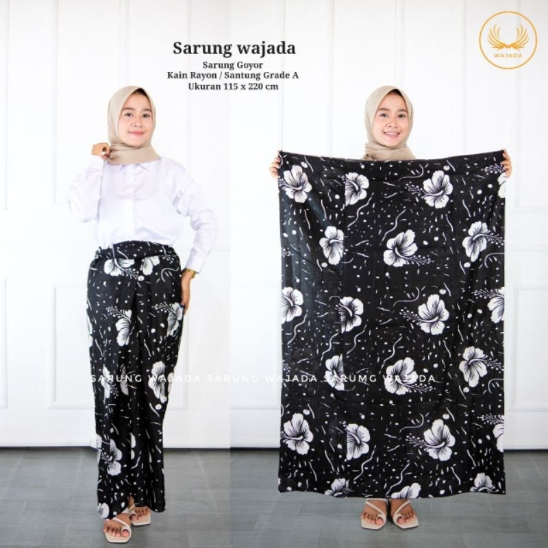 Jual SARUNG SANTRIWATI MOTIF BATIK TERBARU MERK WAJADA TERLARIS 2022 ...