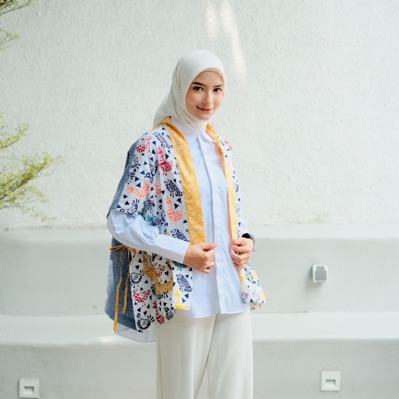 Jual KALLA vest outer kombinasi batik mix denim | Shopee Indonesia