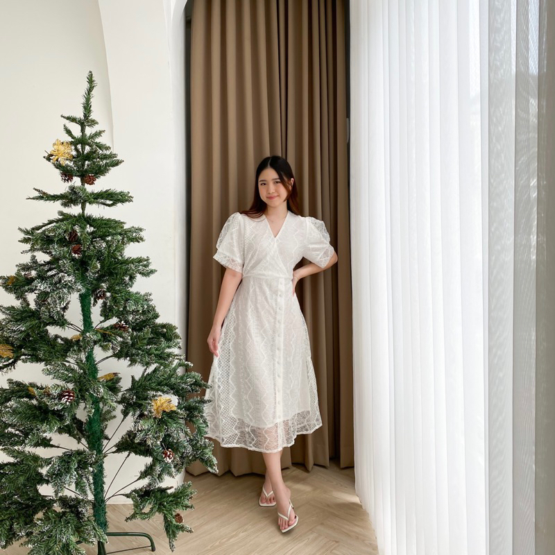Jual Yerin Midi Dress | Baju Dress Natal Christmas Renda Lace White ...