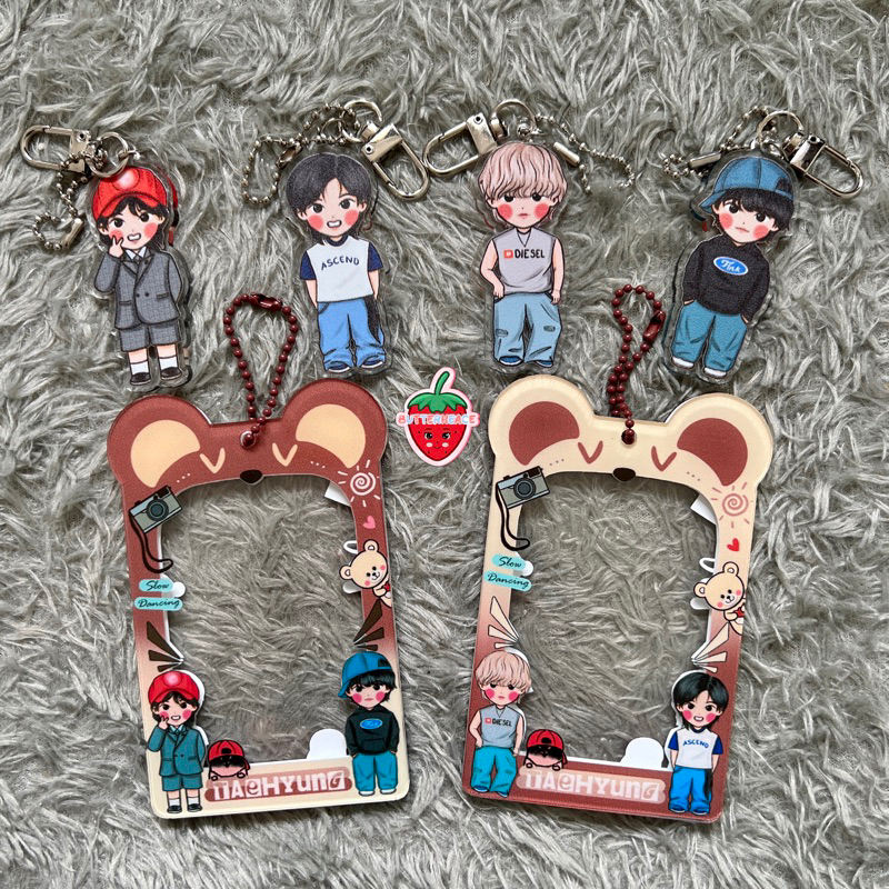 Jual CAHOL & KEYCHAIN TAEHYUNG V LAYOVER | Photocard Holder BTS V ...