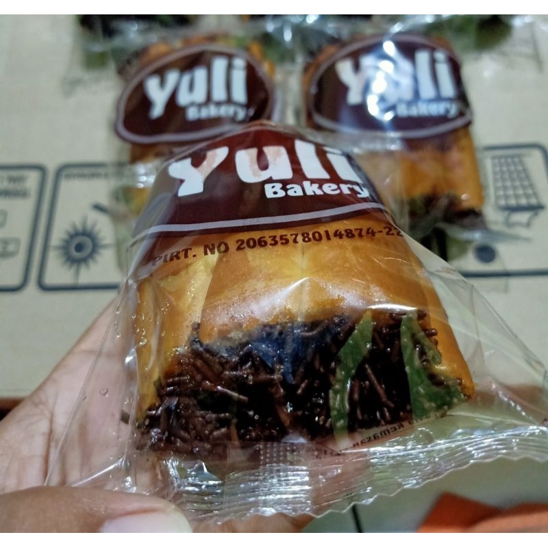 Jual ROTI YULI COKLAT MISIS | Shopee Indonesia