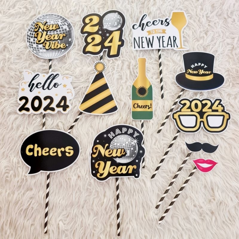 Jual Acc Photobooth Happy New Year 12 PCS/ Photobooth New Year 2024 50k ...