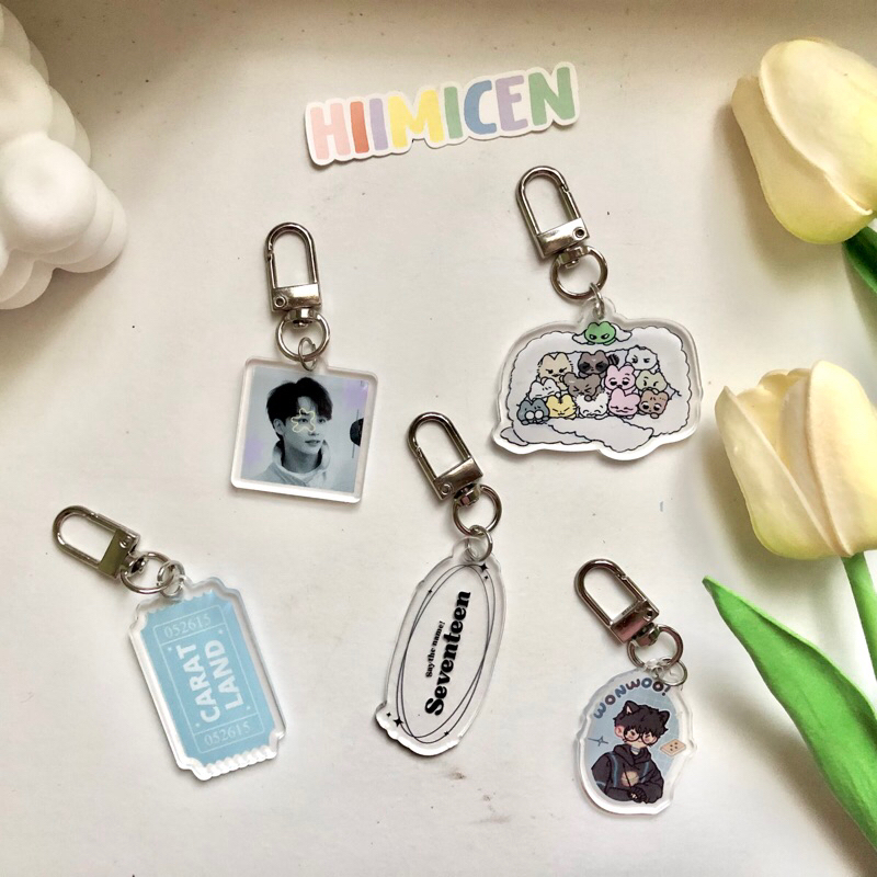 Jual Ganci akrilik custom 5x5cm| Keychain Acrylic | Charm acrylic ...