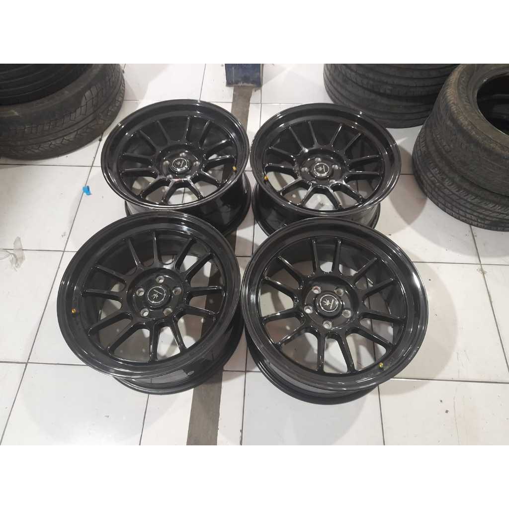 Jual Velg Mobil Bekas Ring 18 VENOM R18 Lebar 8 Lubang Pcd 5x114,3 | Shopee Indonesia