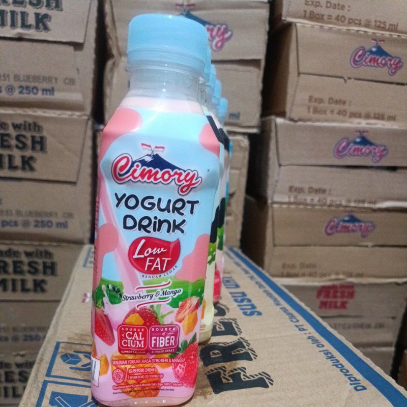 Jual Cimory yogurt drink lowfat strawberry and mango 240ml bisa ekspedisi | Shopee Indonesia