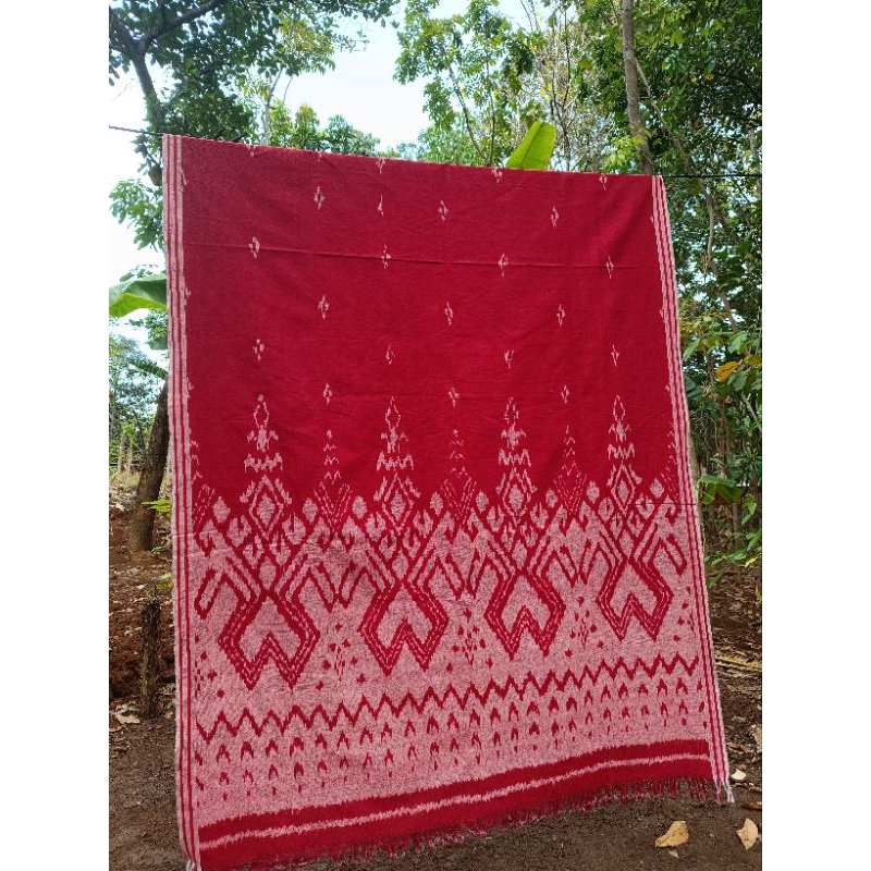 Jual Kain tenun Blanket Toraja merah polos new | Shopee Indonesia