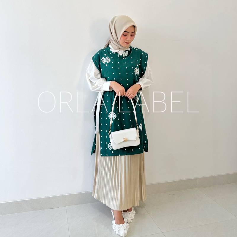 Jual Dahayu vest (READY STOCK) BISA COUPLE / batik vest / baju batik ...
