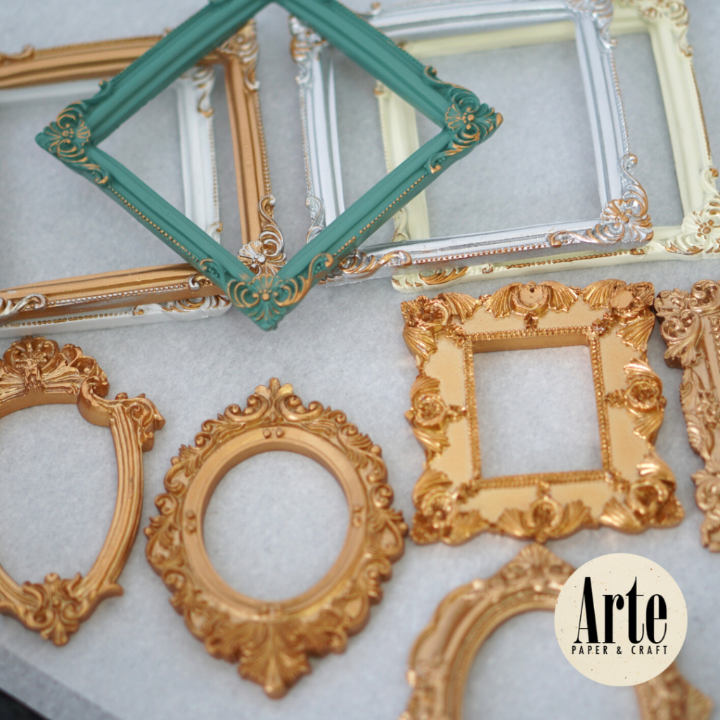 Jual Properti Foto Vintage Frame Gold Aesthetic Photo Prop Bingkai Emas ...