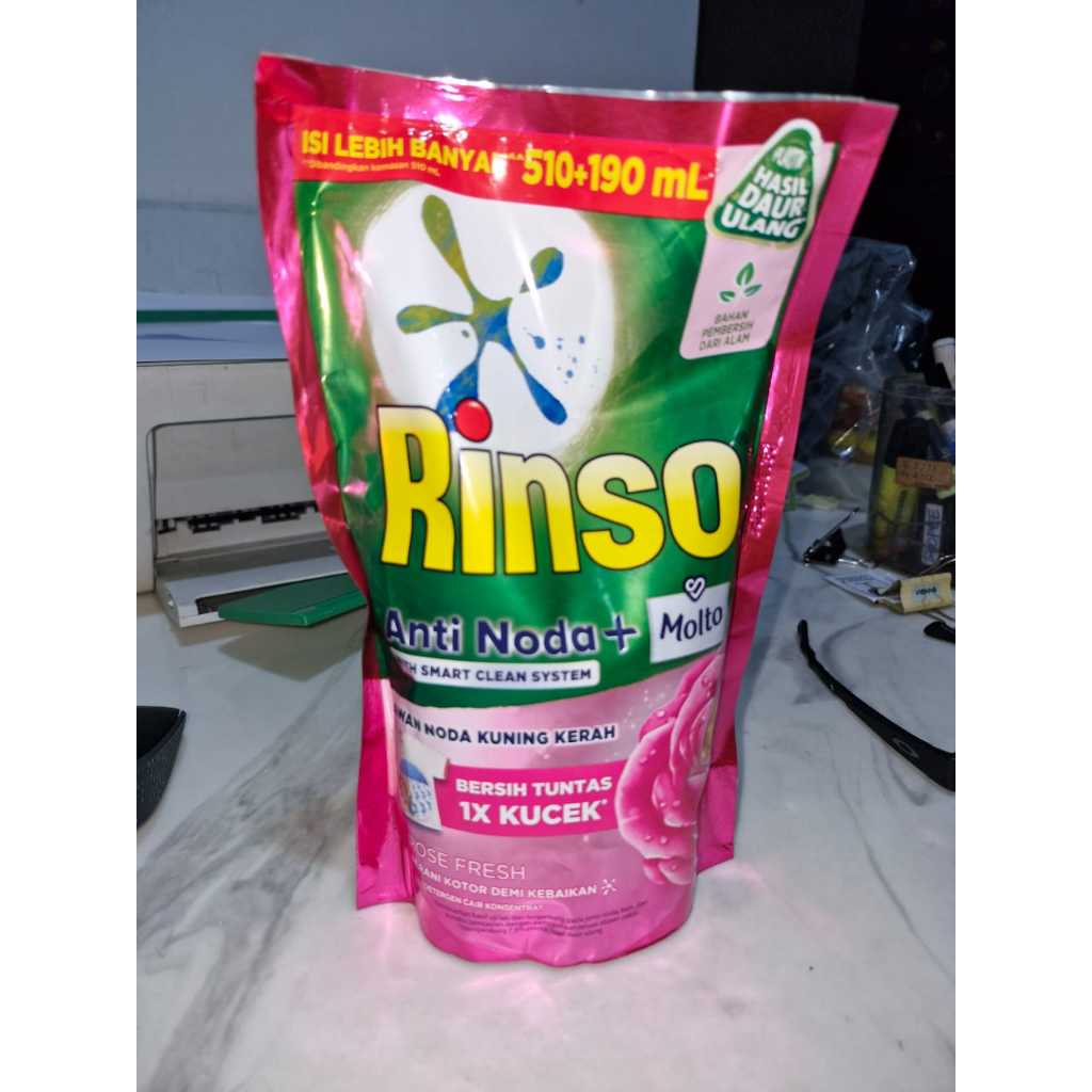 Jual RINSO MOLTO CAIR ROSE FRESH 700ml | Shopee Indonesia