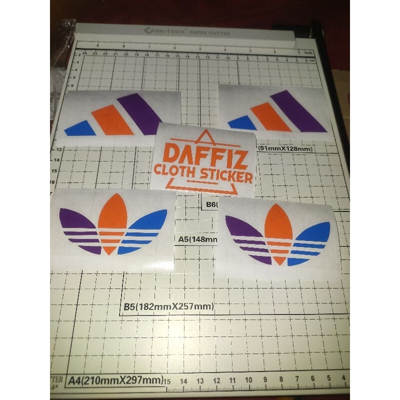 Jual Stiker Cutting Adidas Full 3 warna uk 8cmx5cm | Warna Custom ...