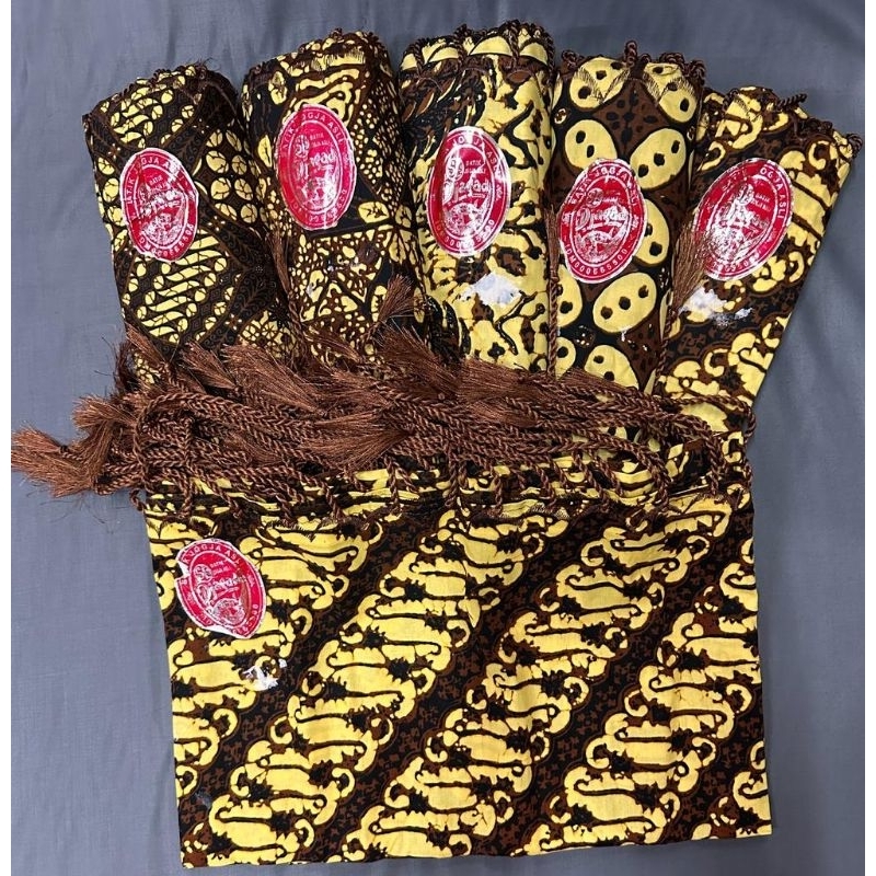 Jual Kain Panjang SITTI SUHARNY Rambu Panjang Kain Gendong Djagad SITTI SUHARNY RONCE Kain Jarik ...