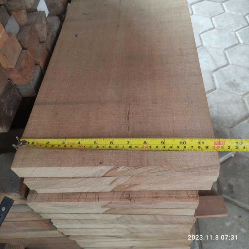 Jual PAPAN KAYU BENGKIRAI SUPER KALIMANTAN 3 x 30 x 400 cm | Shopee ...