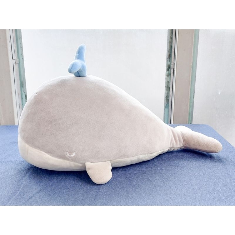 Jual MINISO LIFE GREY WHALE PLUSH PILLOW BUNNY WITH CARROT | Shopee ...
