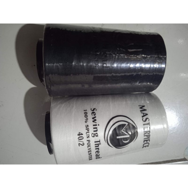 Jual benang jahit masterpiece 5000 yard hitam putih 40/2 | Shopee Indonesia