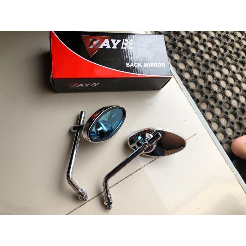 Jual SPION OVAL DAYTONS SPION DAY OVAL REPLIKA DAYTONA PNP HONDA CB GL TIGER DRAT 14mm | Shopee ...